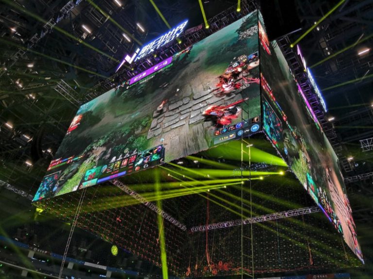 How to Design the Ultimate AV System for Esports Arenas